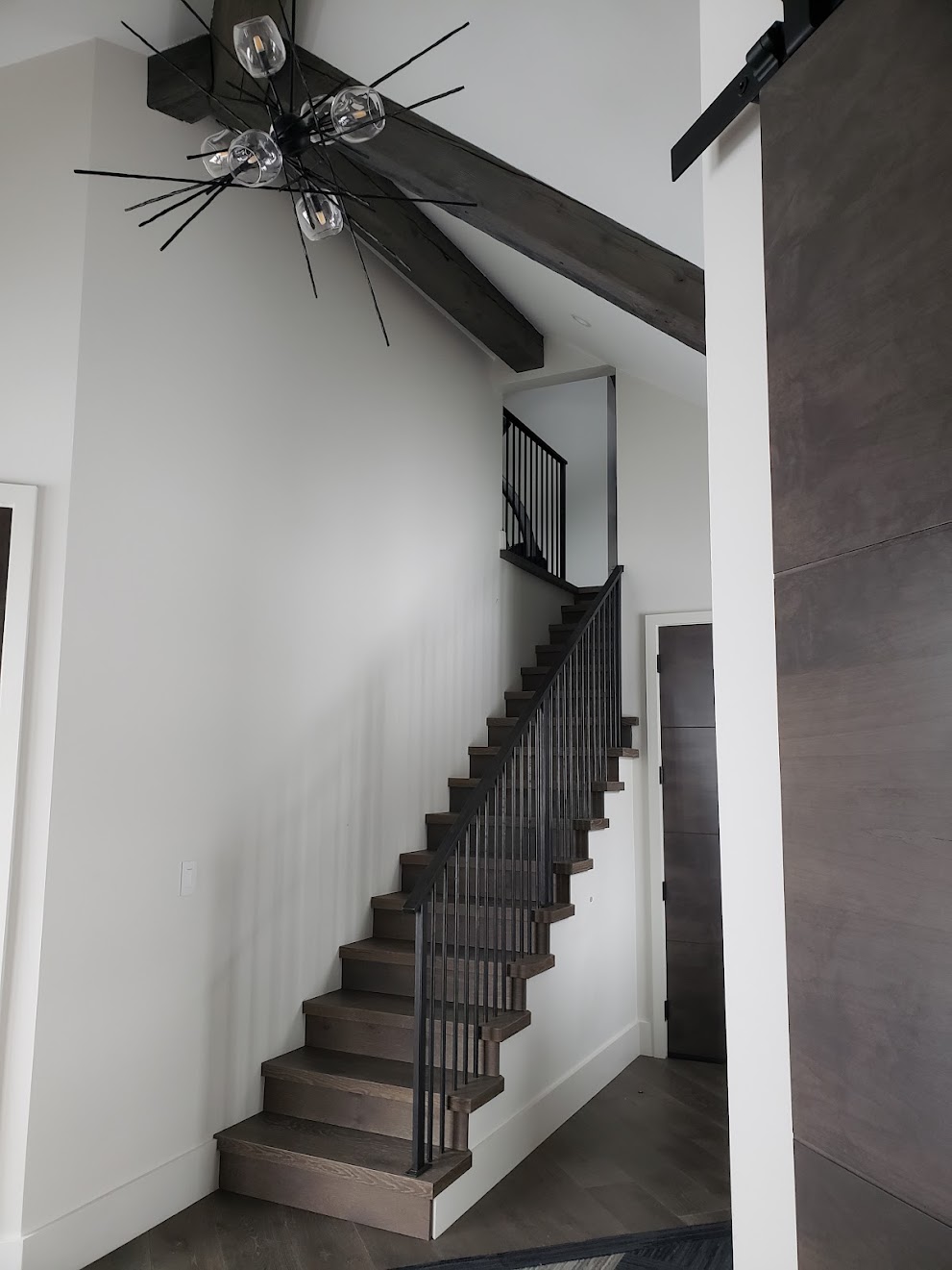 Underlit Handrail – Iron Arrow